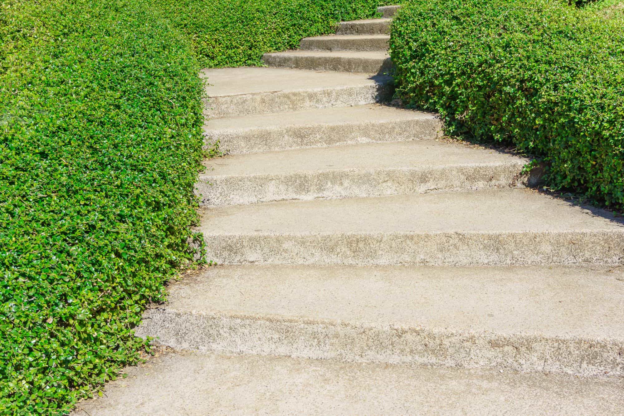 Concrete Steps St. Louis MO – Lucky’s Concrete Contractor